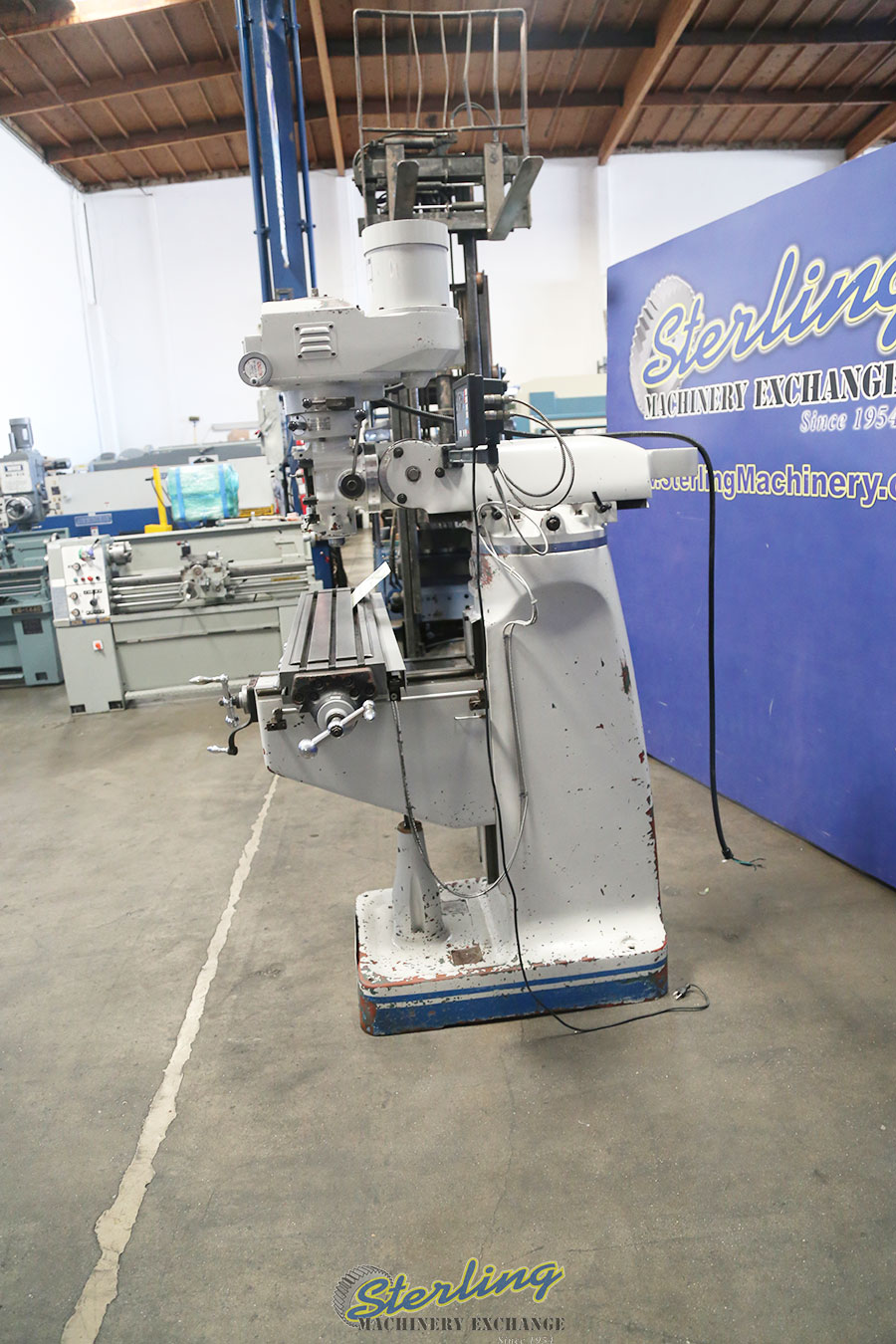 Used Acra Vertical Milling Machine (Variable Speed) Used Acra Vertical Milling Machine (Variable Speed)